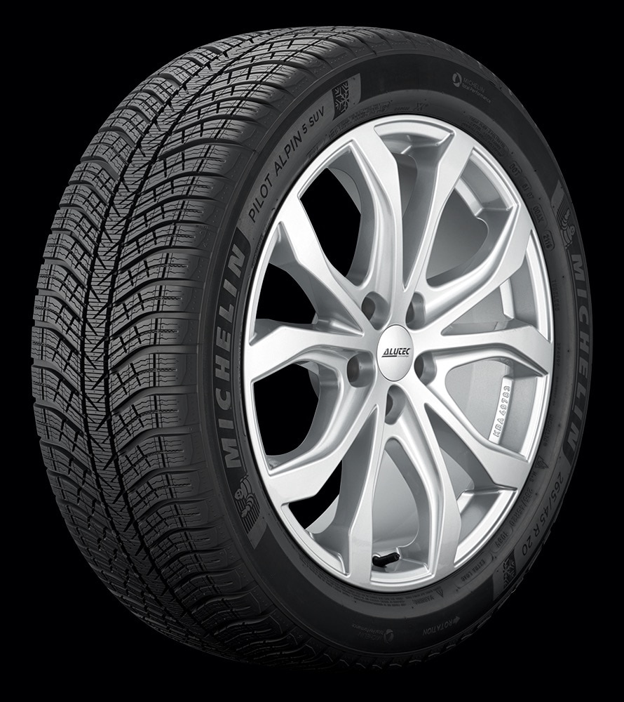 SuperView of the Michelin Pilot Alpin 5 SUV